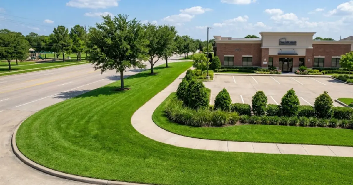 Expert Lawn Maintenance Near West Little York Park | Brookway